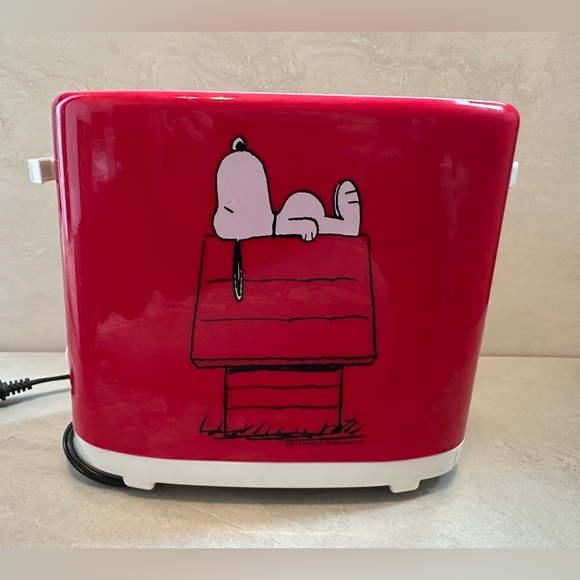 Peanuts | Kitchen | Snoopy Hot Dog Toaster Toast Hot Dogs Buns ...
